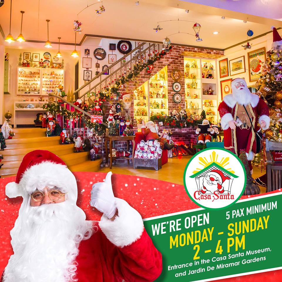 Casa Santa: Over 3000 Santa Claus Items | Collectors Hive Blog